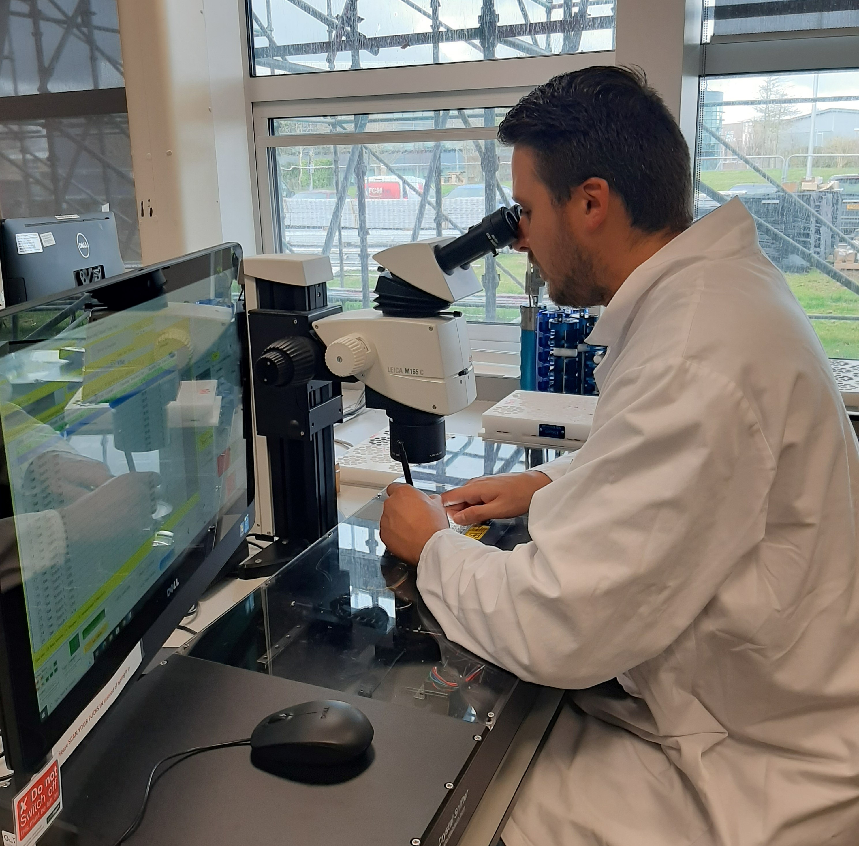 Image 2 Konrad Mostert, harvesting crystals.Photo credit Blake Balcomb ...